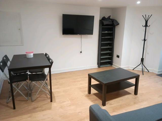 1 Bed Basement for rent