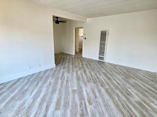 1 Bed bath in Inglewood! $mth