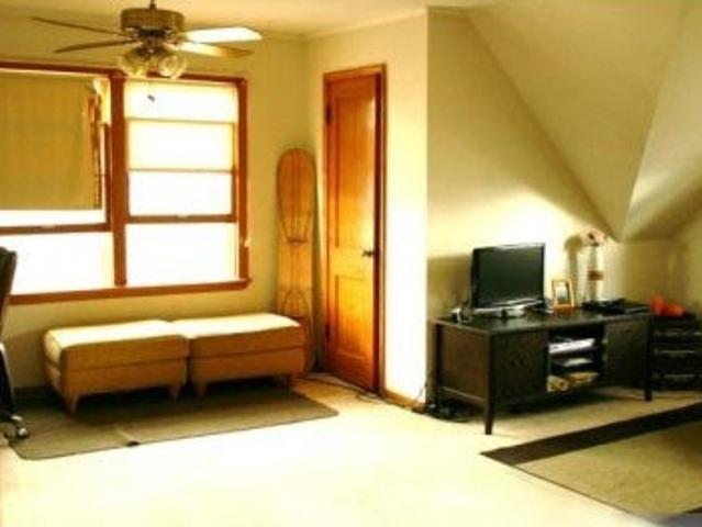 1 Bed Bath Upstairs DuplexMacGroveHighland