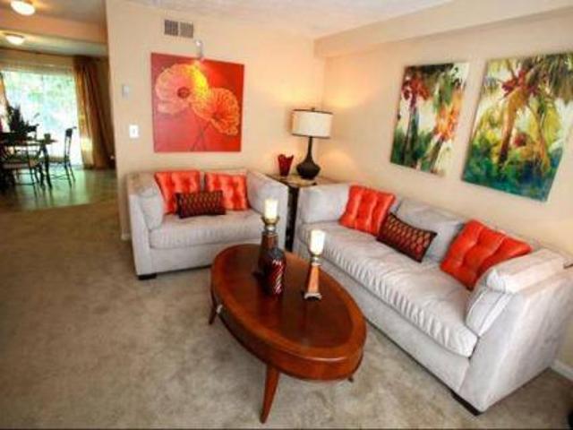 1 Bed Biscayne Apartments