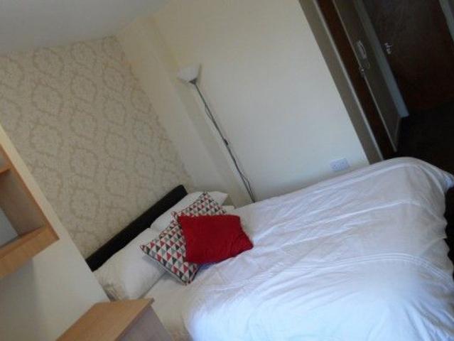 1 Bed Biscayne House 16 Longside Lane on Campus, Bradford, Bd7