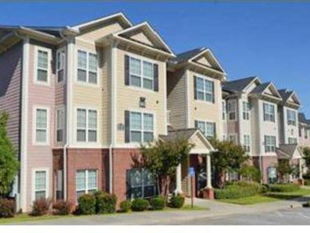 1 Bed Brookside Park