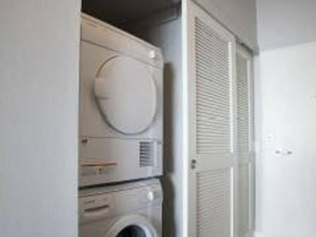 1 Bed Capitol Towers Apartments & Penthouses