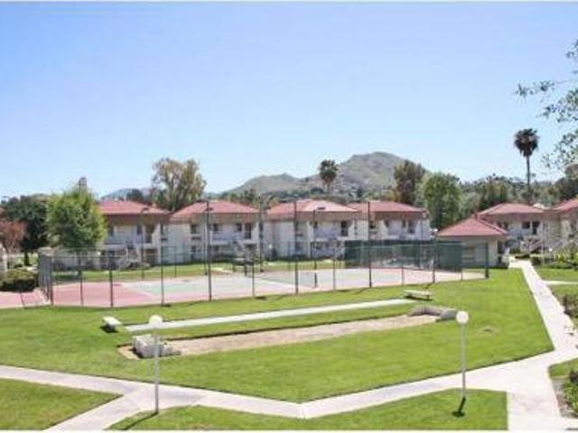 1 Bed Centrepointe