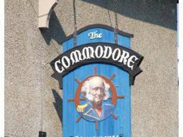 1 Bed Commodore