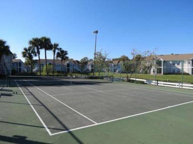 1 Bed Colonial Pointe