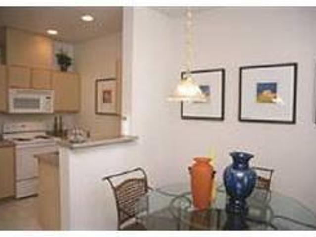 1 Bed Copper Creek Apartments Federal Way in Milton