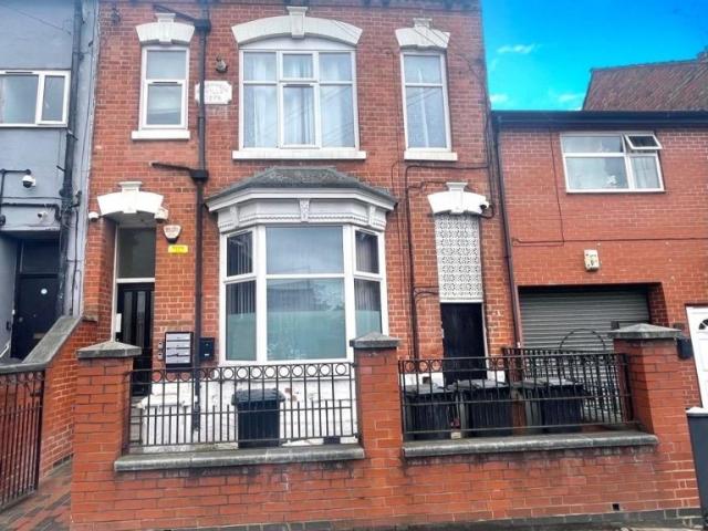 1 BED Detached house To rent