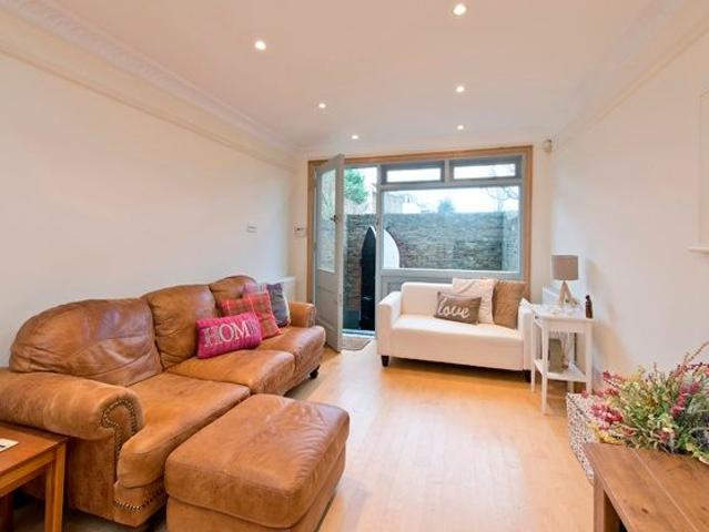 1 Bed End Terrace, Sedleigh Road, SW18