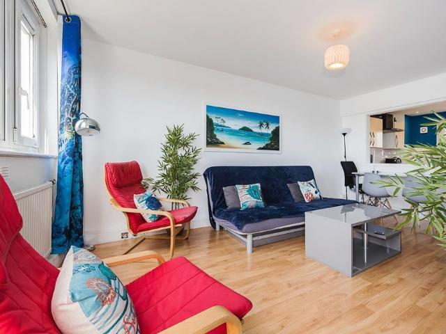 1 Bed Flat, Macclesfield House, EC1V