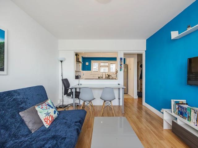 1 Bed Flat, Macclesfield House, EC1V