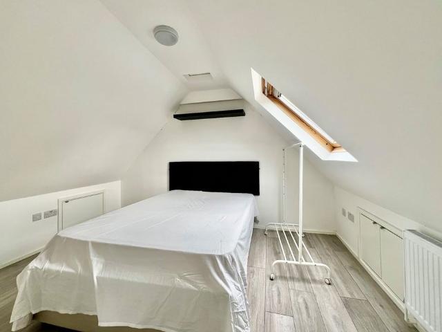 1 Bed Flat, Manor Drive, HA9