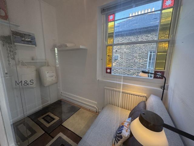 1 Bed Flat, Manor Park, SE13