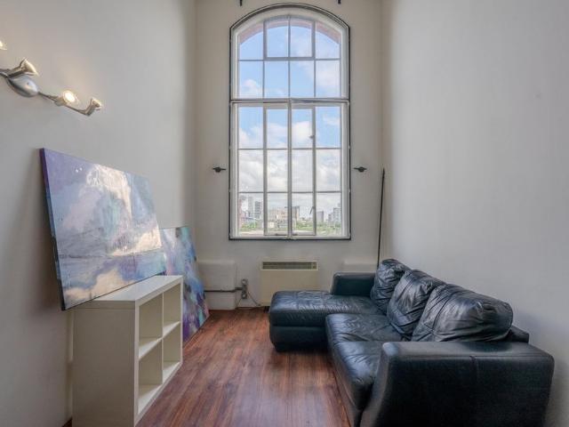 1 Bed Flat, Manhattan Building Bow, E3