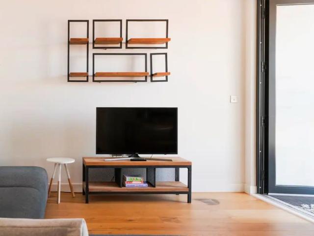 1 Bed Flat, Margerie Court, E2