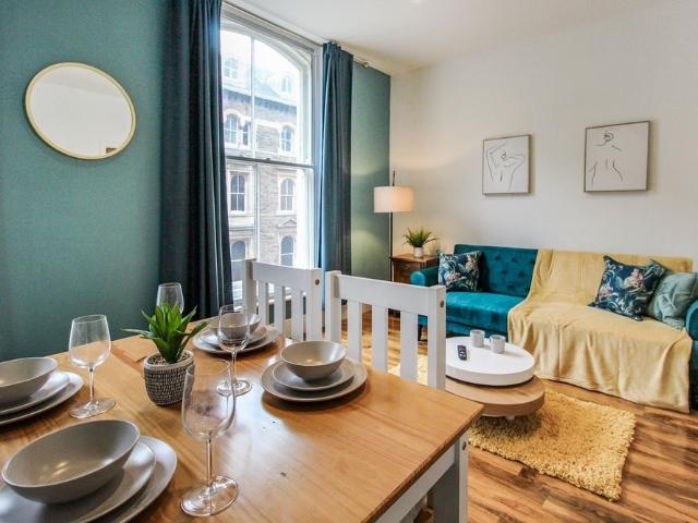 1 Bed Flat, Market Street, NG1