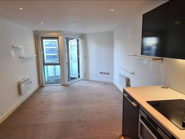 1 Bed Flat, Marsh Street, BS1