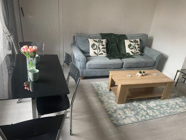 1 Bed Flat, Middleton St, G51
