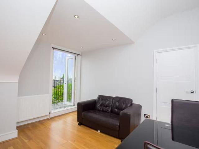 1 Bed Flat, Mill Lane, NW6