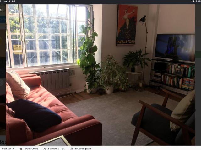 1 Bed Flat, Millbrook Road East, SO15