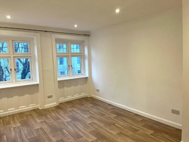 1 Bed Flat, Montpelier Road, BN1
