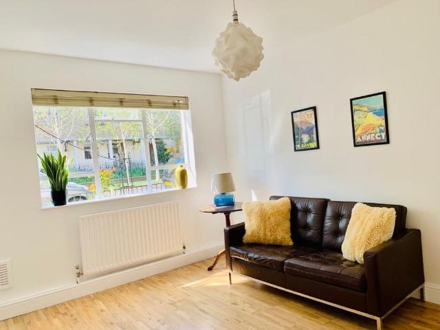 1 Bed Flat, Mostyn Lodge, N5