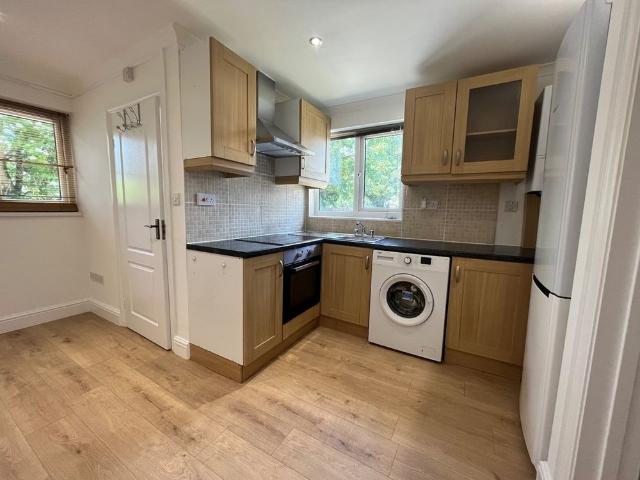 1 Bed Flat, Mountfield Road, N3