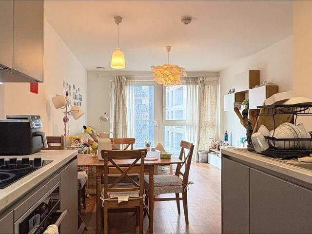 1 Bed Flat, Naomi Street, SE8
