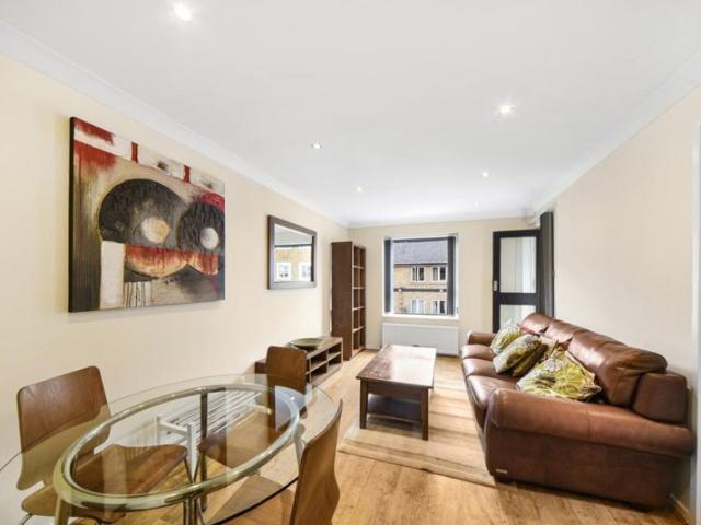 1 bed Flat near canary wharf