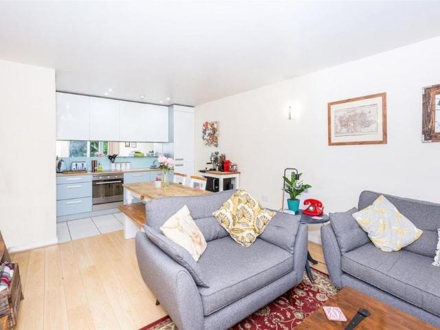 1 Bed Flat, New River Avenue, N8