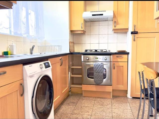 1 Bed Flat, Newbury House, W2