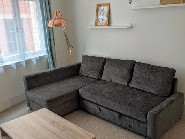 1 Bed Flat, Newton Chambers, B2