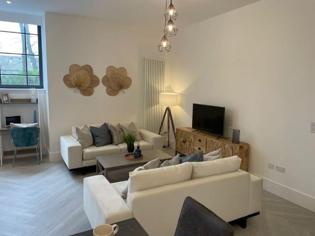 1 Bed Flat, Normal Avenue, G13