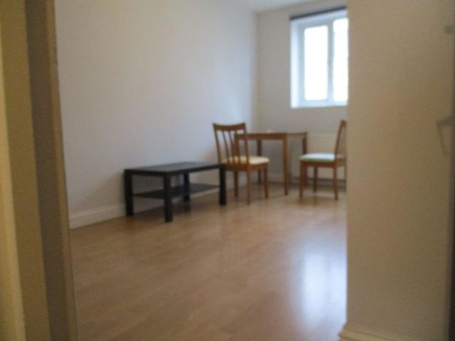1 Bed Flat, North End Road, SW6