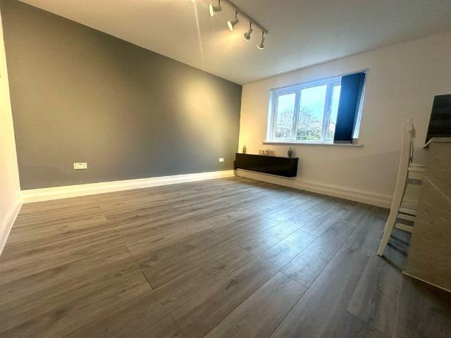 1 Bed Flat, Northiam Street, E9