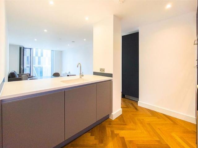 1 Bed Flat, Owen St, M15