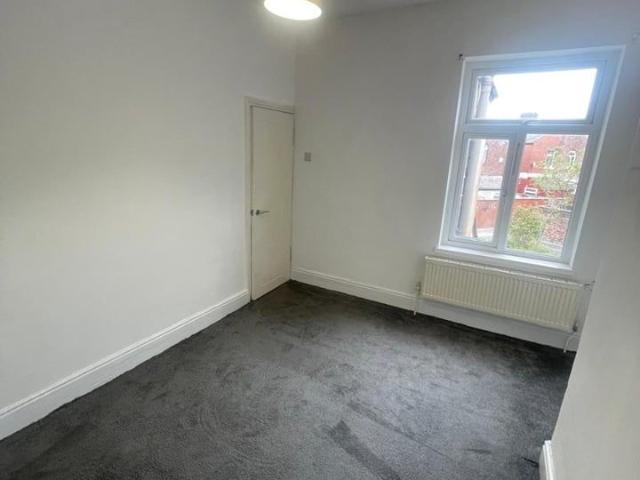 1 Bed Flat, Oakdene Street, M9