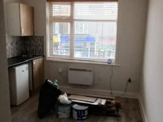 1 Bed Flat, Oakshade Road, BR1