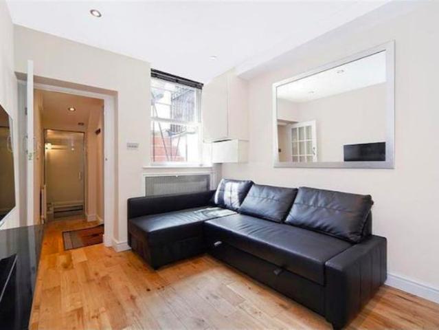 1 Bed Flat off King's Road, Chelsea Book 2 View