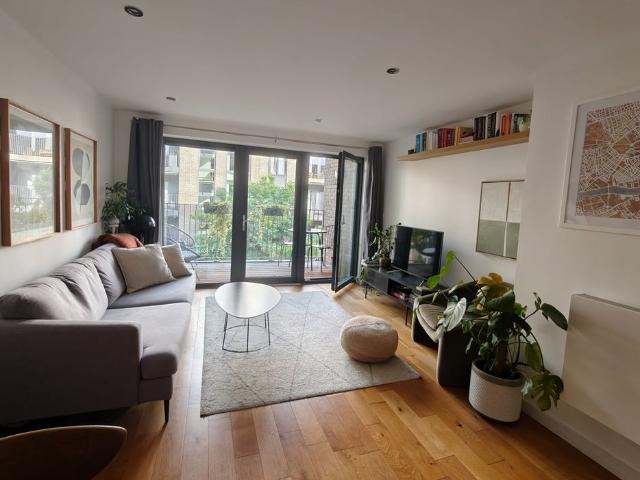 1 Bed Flat, Offenham Road, SW9
