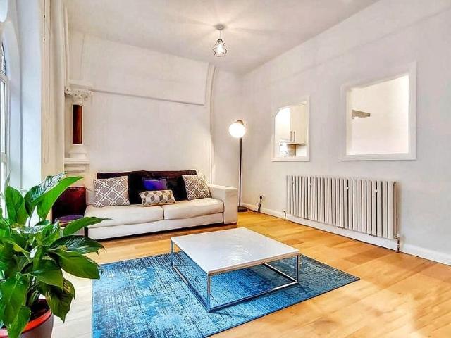 1 Bed Flat, Old Church Court, N4