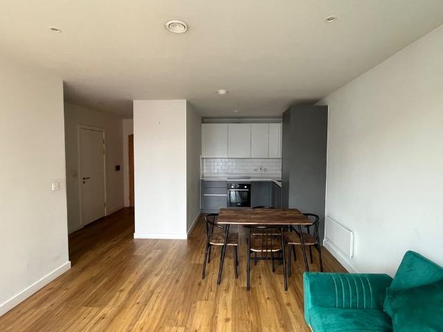 1 Bed Flat, Old Mount St, M4