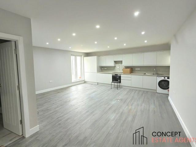 1 Bed flat on Cavendish Avenue, New Malden, KT3