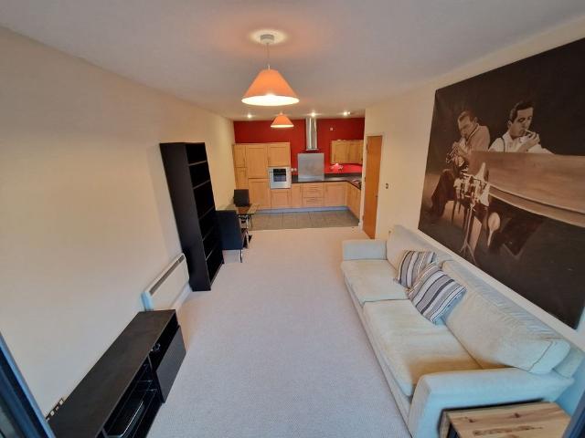 1 Bed Flat, Orb, B1