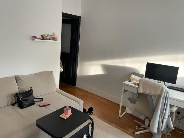 1 Bed Flat, Ormiston Grove, W12