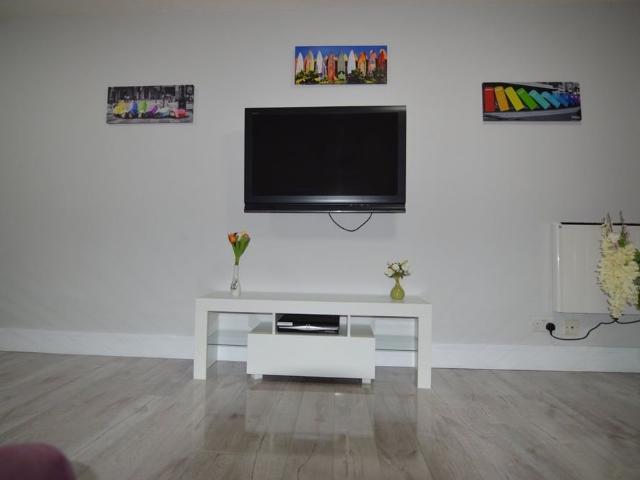 1 Bed Flat, Osprey Court, RG1