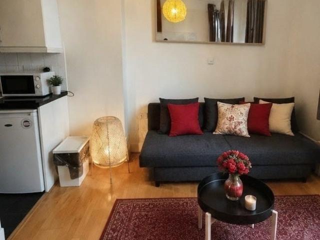 1 bed flat at Holland Park available from August