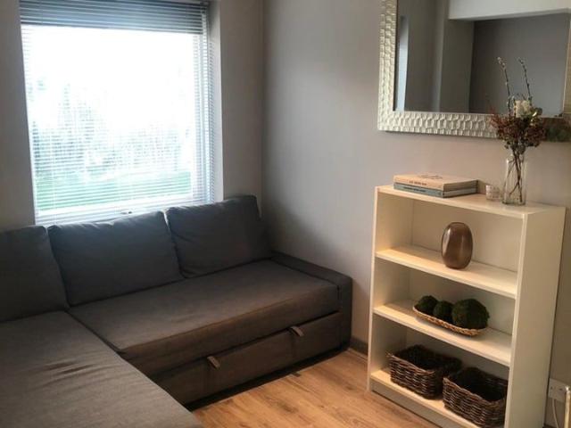 1 Bed Flat, Avenue Road, SE25
