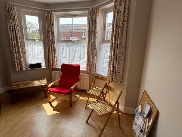 1 Bed Flat, Avenue Road, SO14