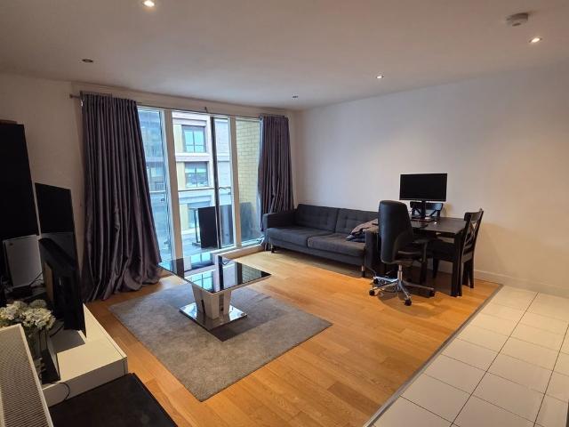 1 Bed Flat, Adana Building, SE13